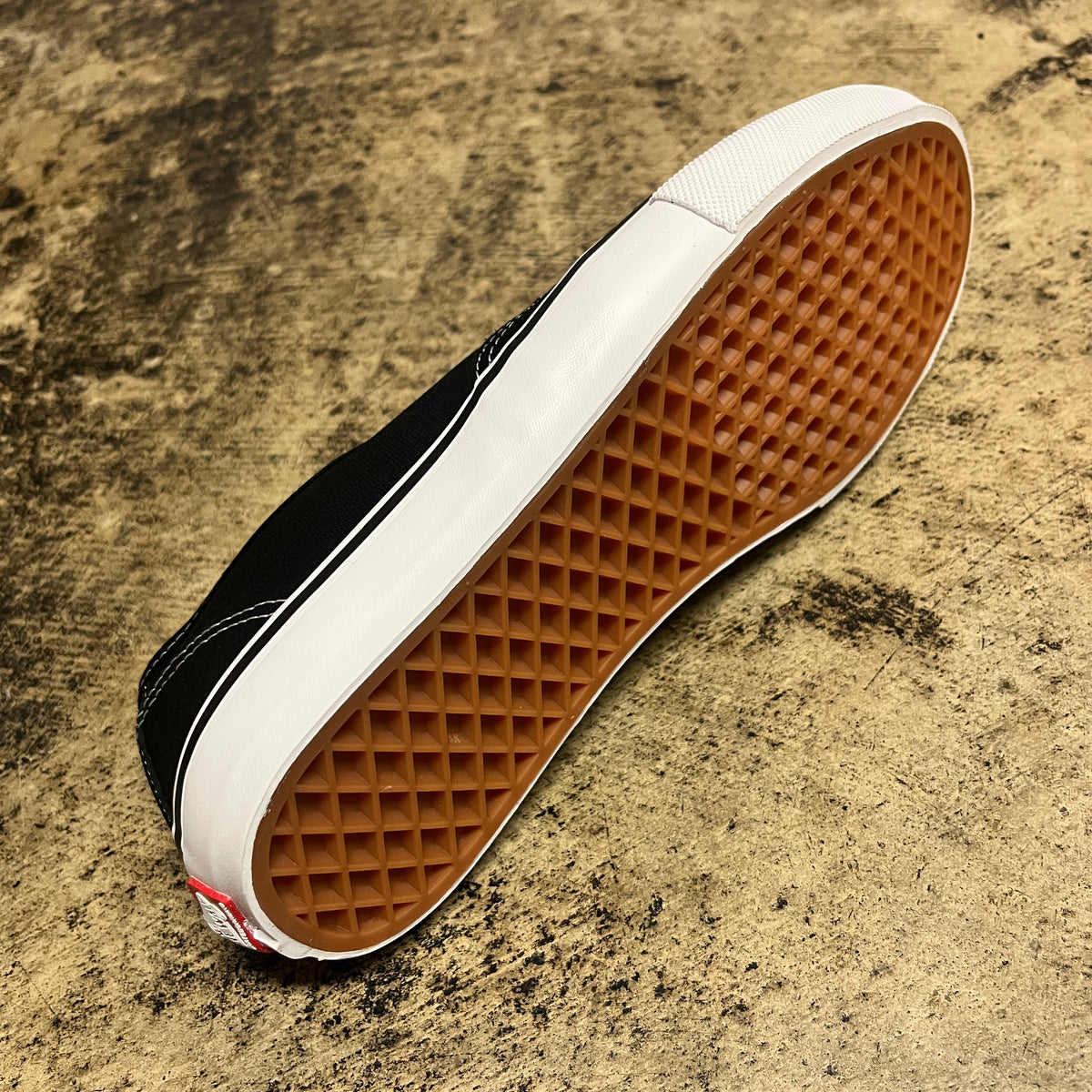 VANS SKATE AUTHENTIC (BLK/WHT) – 3rd Lair