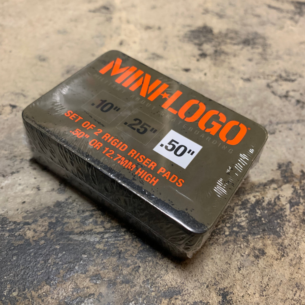 MINI LOGO 1/2" RISERS – 3rd Lair